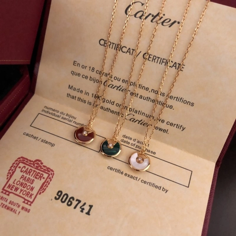 Top mirror Cartier Necklaces