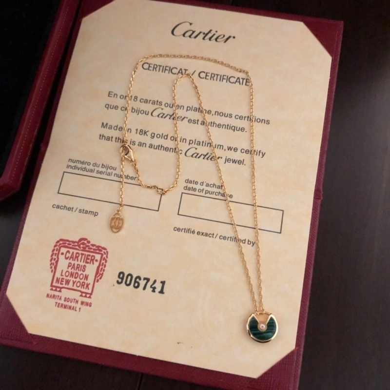 Top mirror Cartier Necklaces
