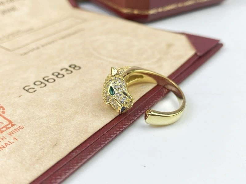 Indistinguishable Cartier Rings