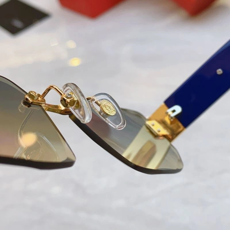 Top mirror Cartier Sunglasses