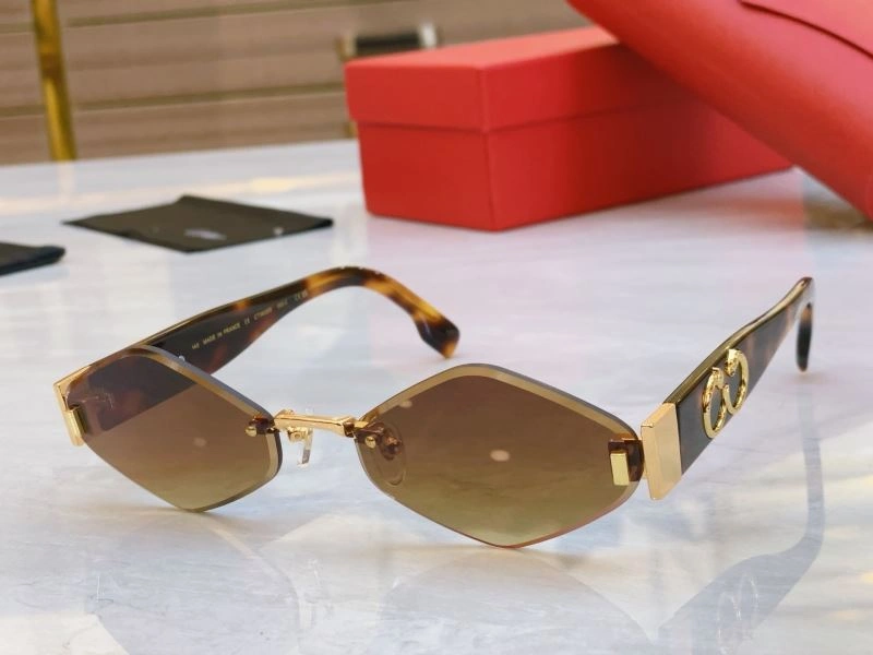 Accurate model Cartier Sunglasses