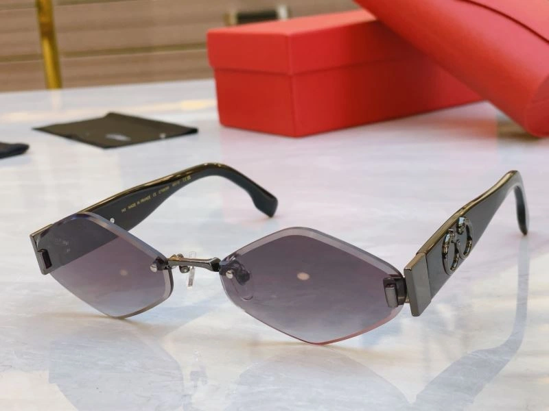 Accurate model Cartier Sunglasses