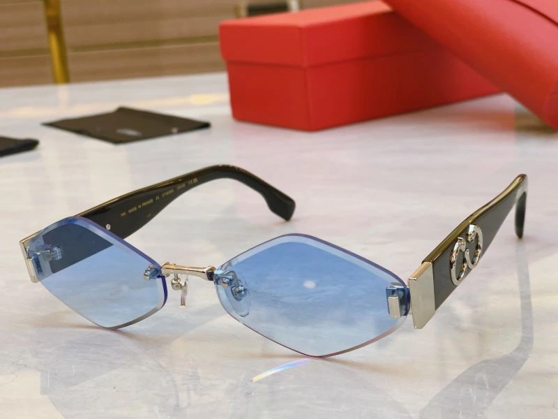 Accurate model Cartier Sunglasses