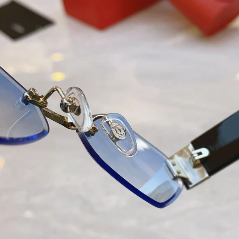 Accurate model Cartier Sunglasses