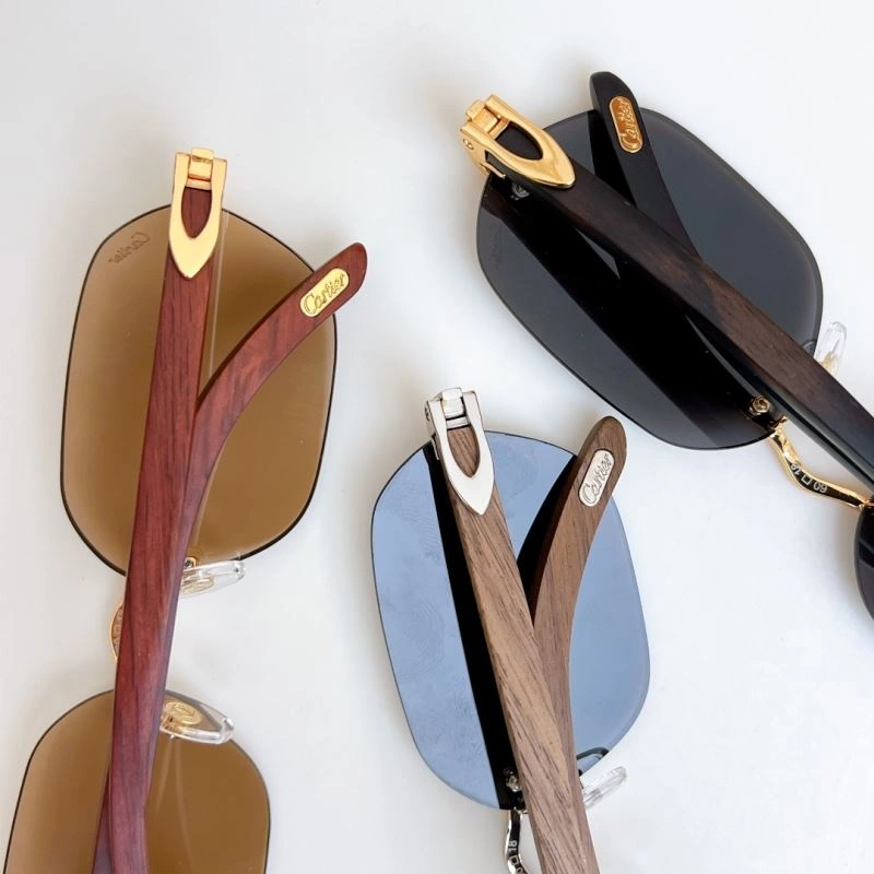 Accurate model Cartier Sunglasses