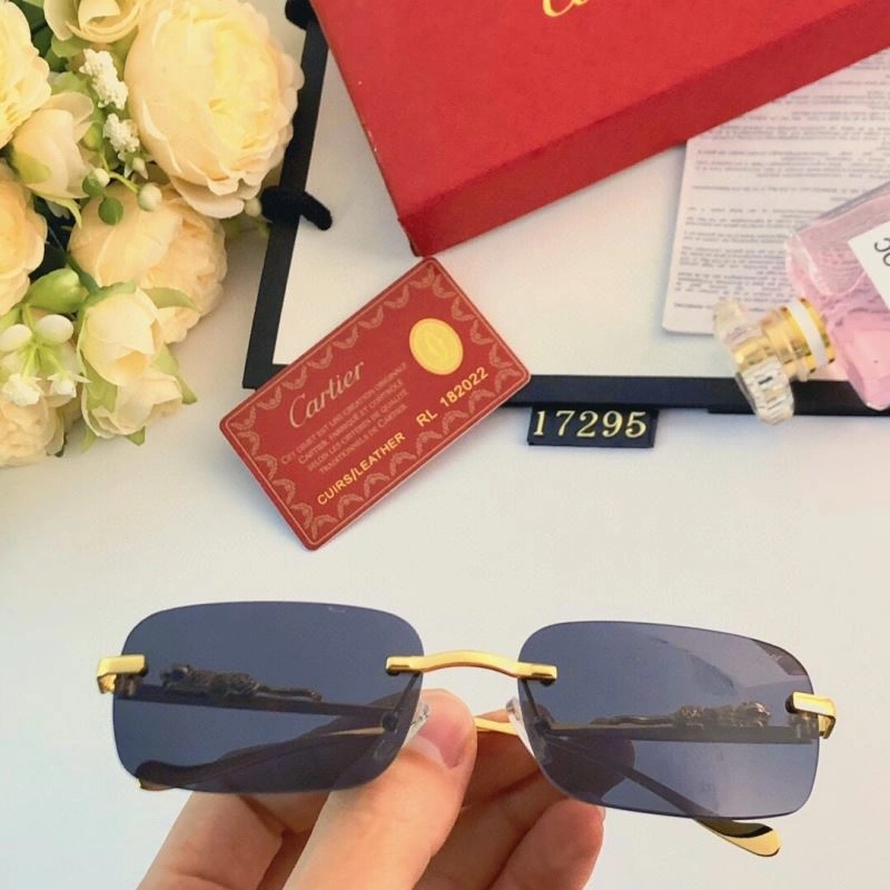 Accurate model Cartier Sunglasses