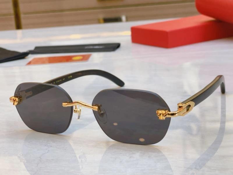 Top mirror Cartier Sunglasses