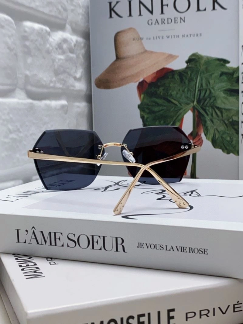Top mirror Cartier Sunglasses