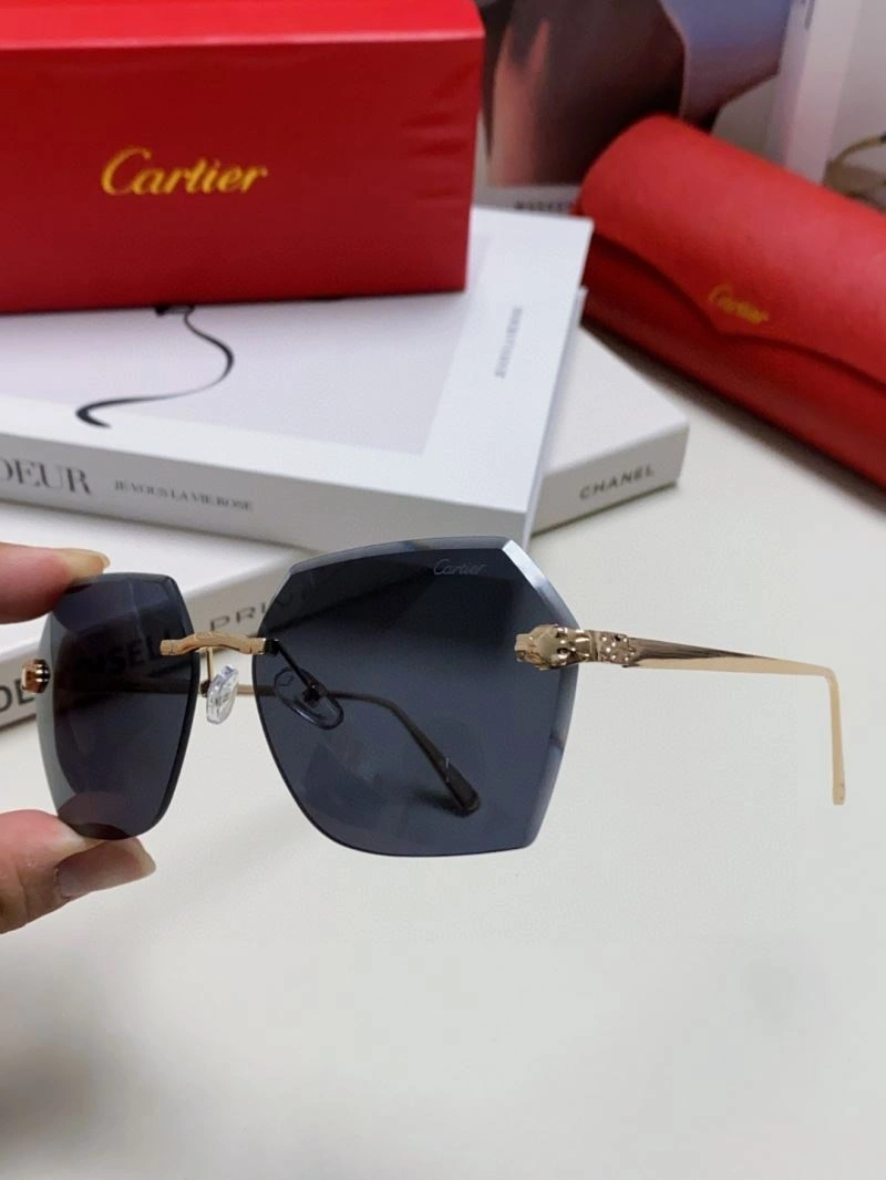 Top mirror Cartier Sunglasses