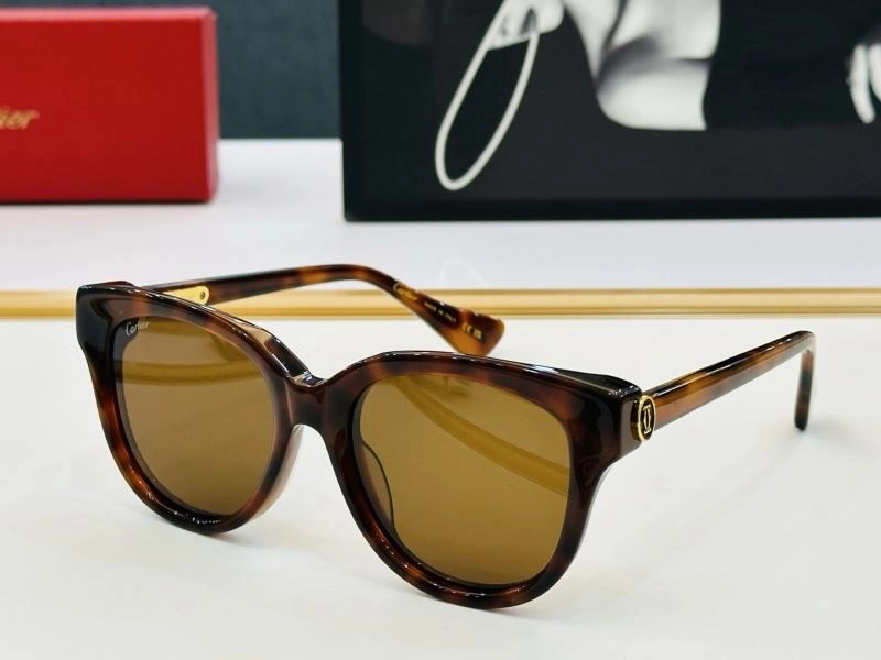 Top mirror Cartier Sunglasses