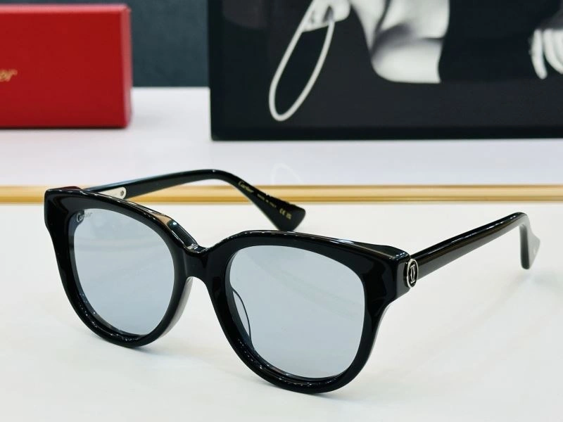 Top mirror Cartier Sunglasses