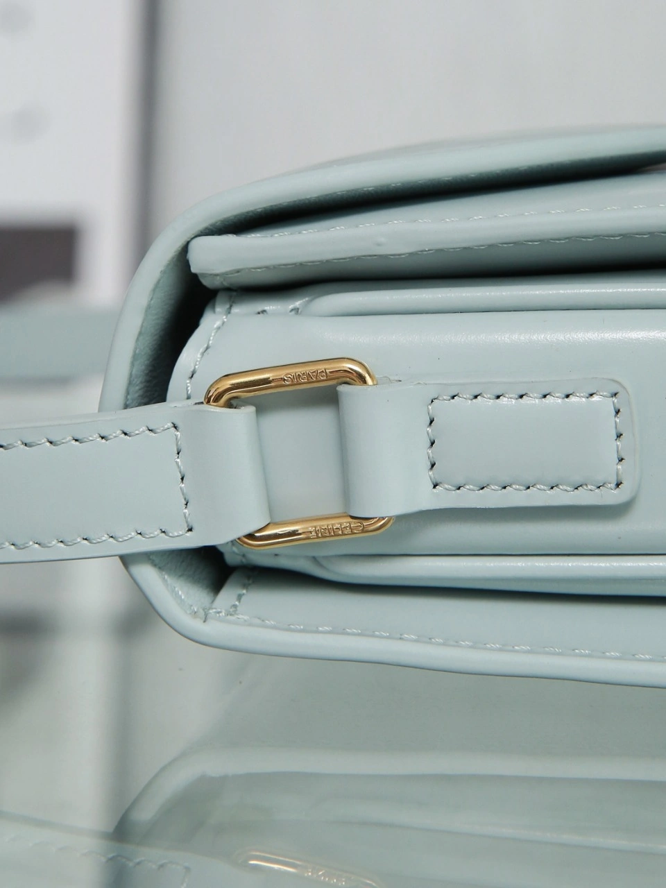 Accurate model Celine Besace Bags