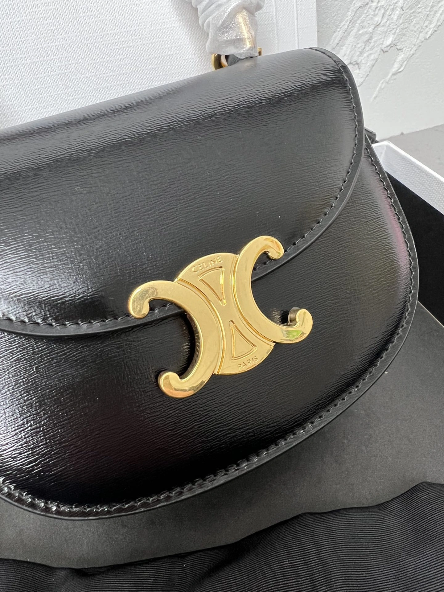 Bargain Celine Besace Bags