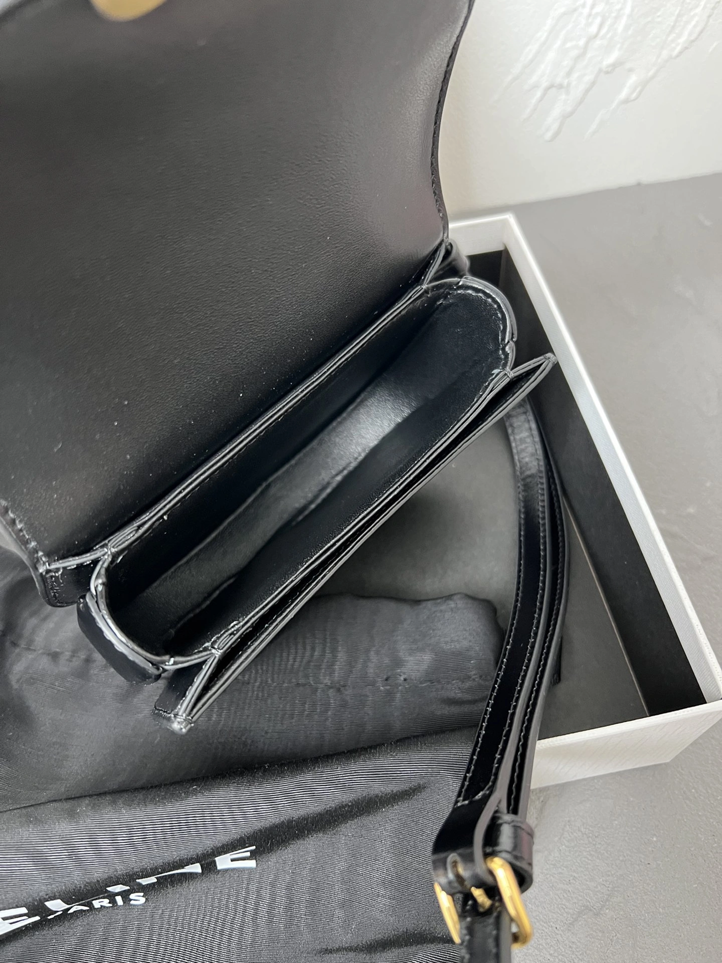 Bargain Celine Besace Bags