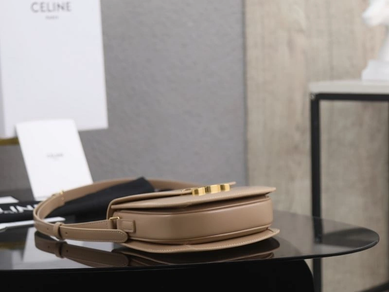 Factory-made Celine Besace Bags