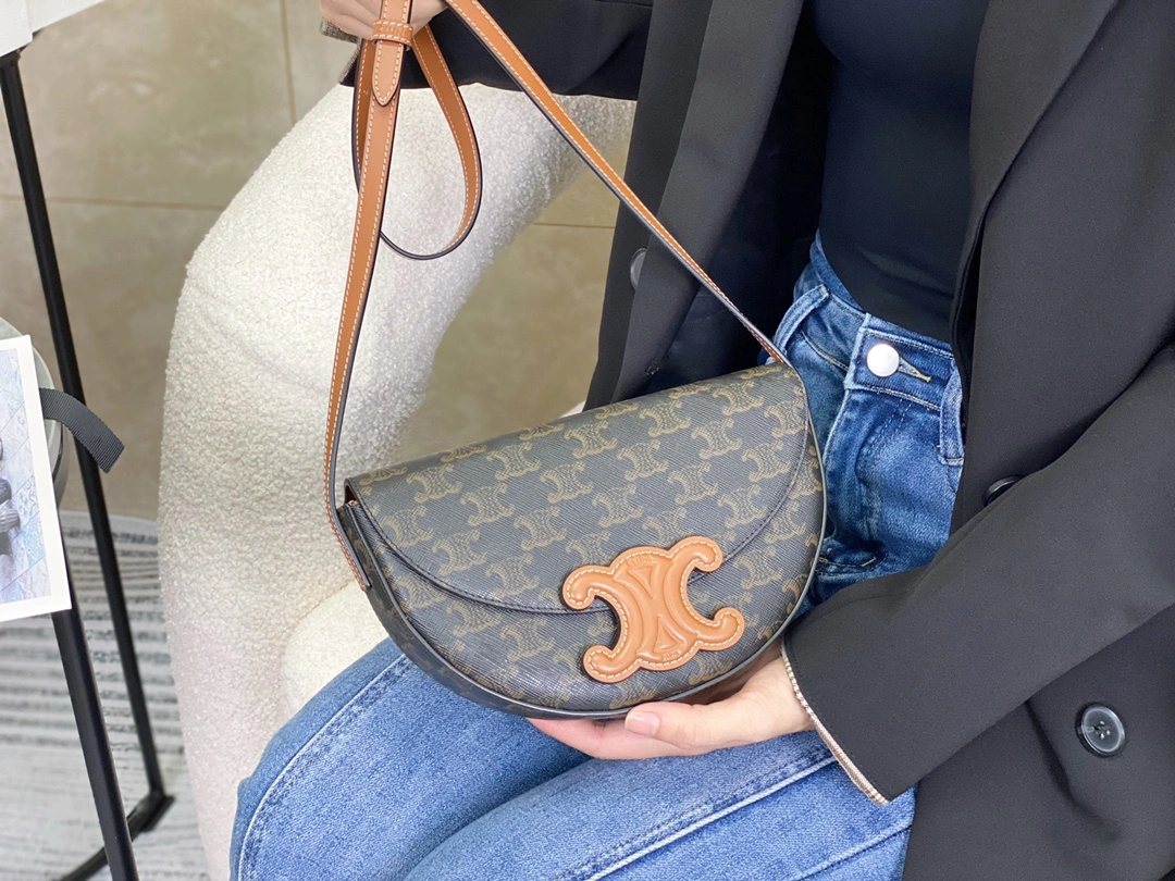 Affordable Celine Besace Bags