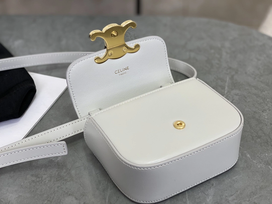 Bargain Celine Besace Bags