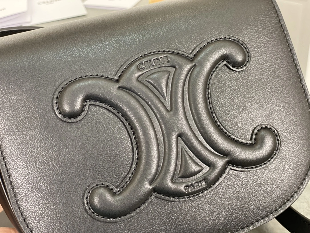 Factory-made Celine Besace Bags