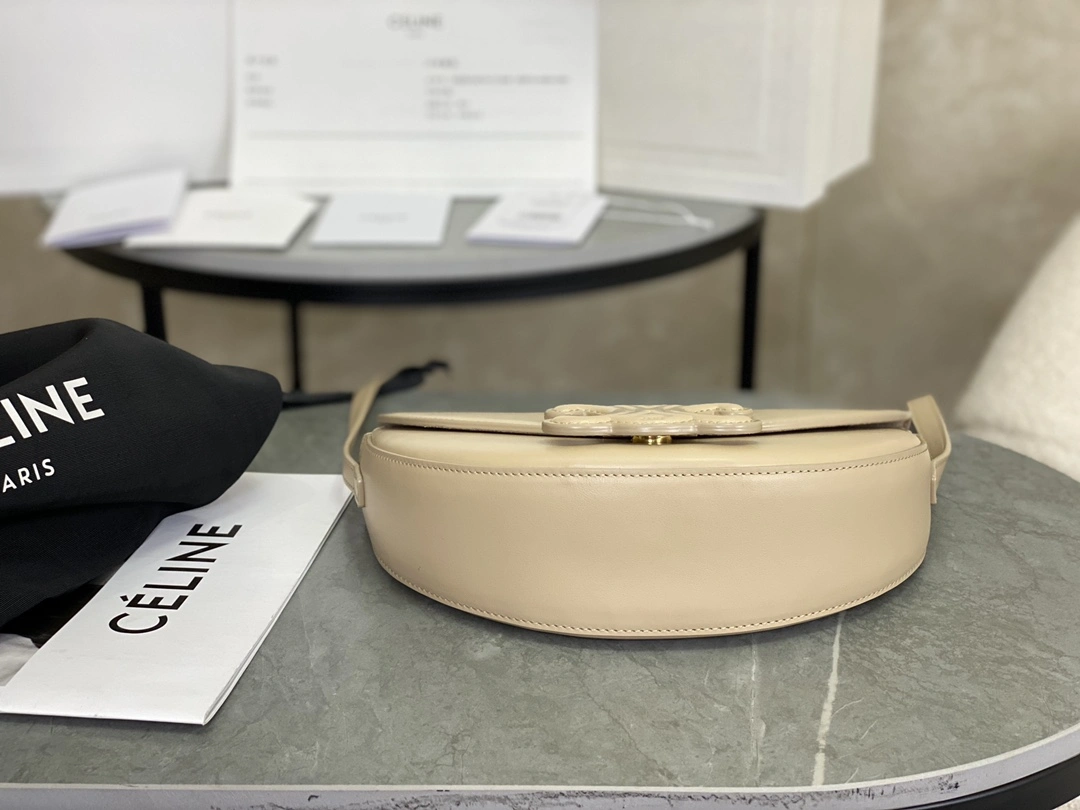 Bargain Celine Besace Bags