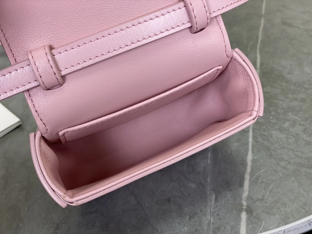 Top mirror Celine Besace Bags