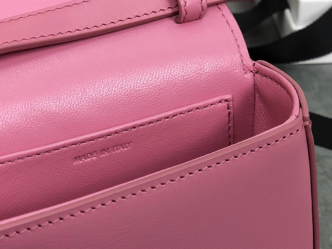 Top mirror Celine Besace Bags