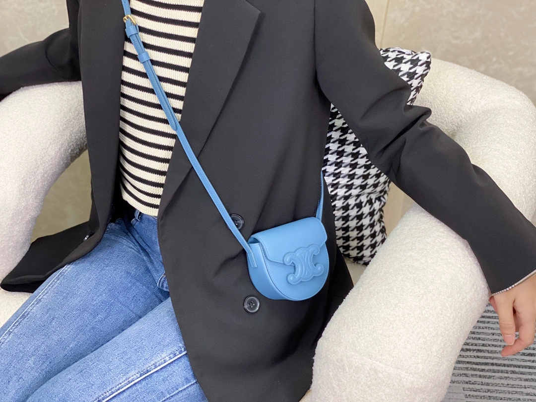 Top mirror Celine Besace Bags
