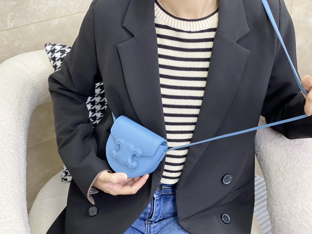 Top mirror Celine Besace Bags