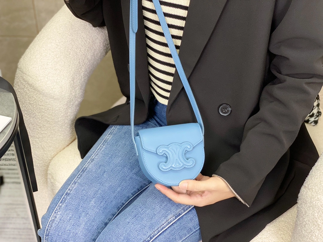 Top mirror Celine Besace Bags
