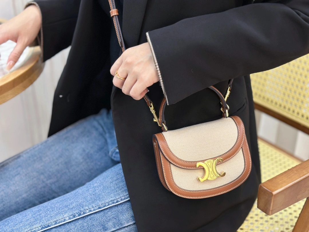 Brand-original Celine Besace Bags