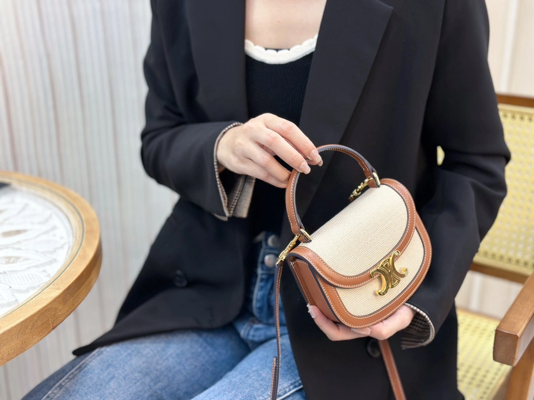 Brand-original Celine Besace Bags