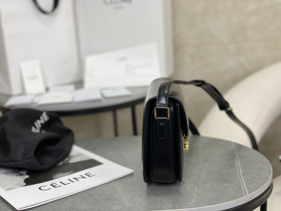 Factory-made Celine Besace Bags