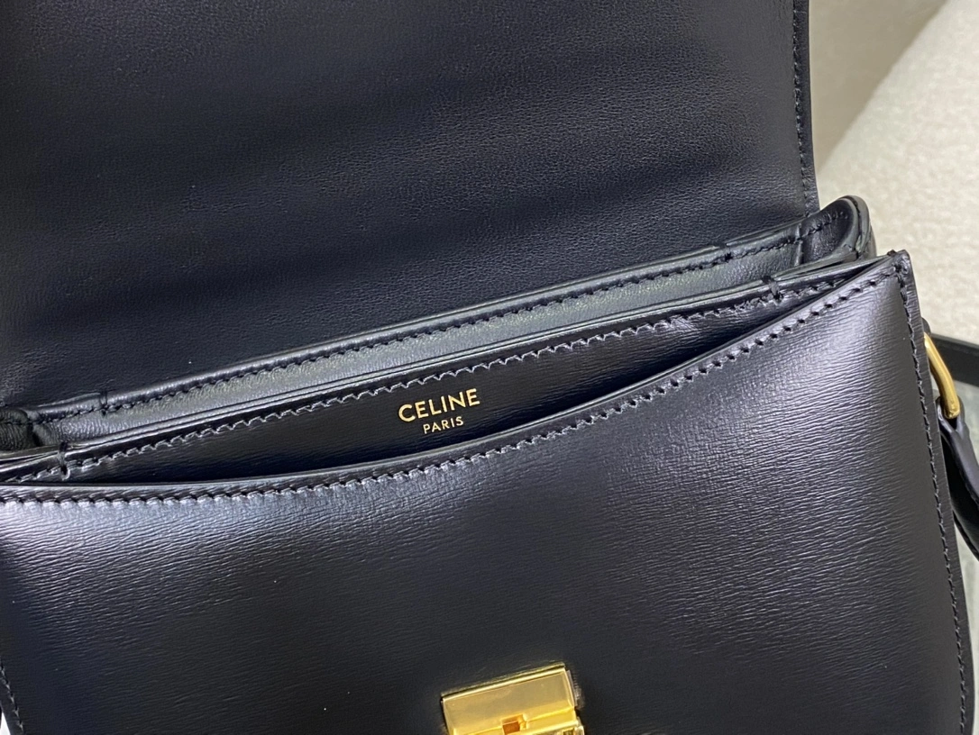 Factory-made Celine Besace Bags