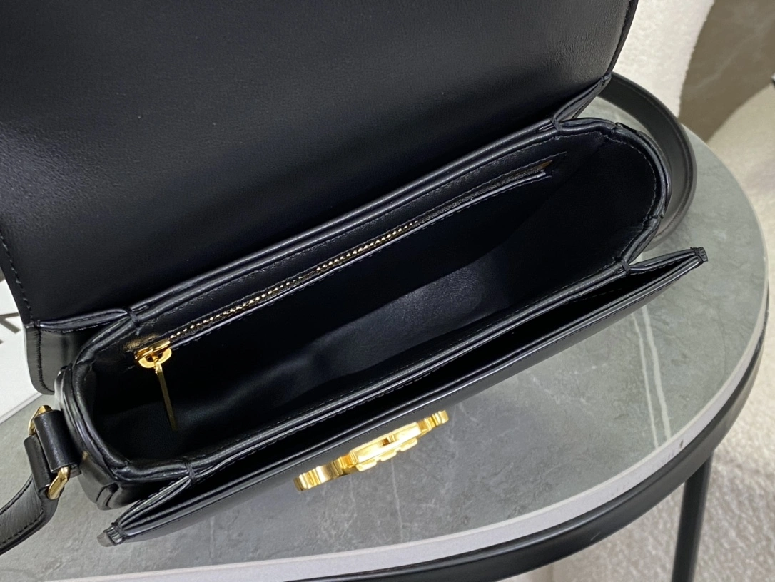 Factory-made Celine Besace Bags