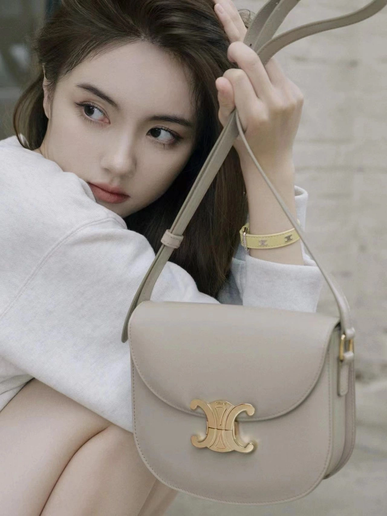 Low-cost Celine Besace Bags