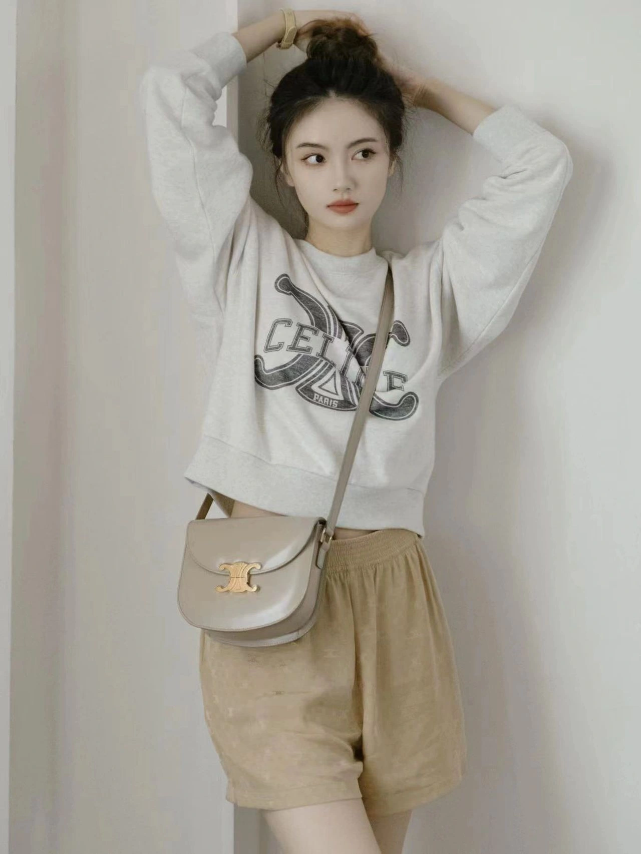 Low-cost Celine Besace Bags