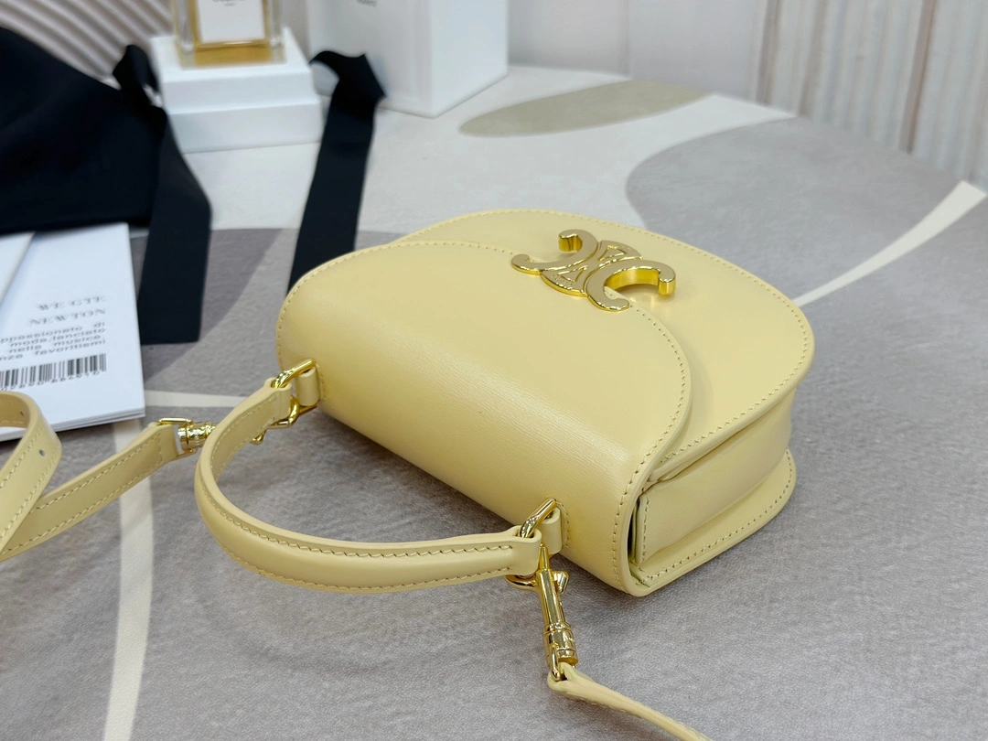 Factory-made Celine Besace Bags
