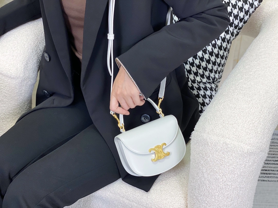 Brand-original Celine Besace Bags