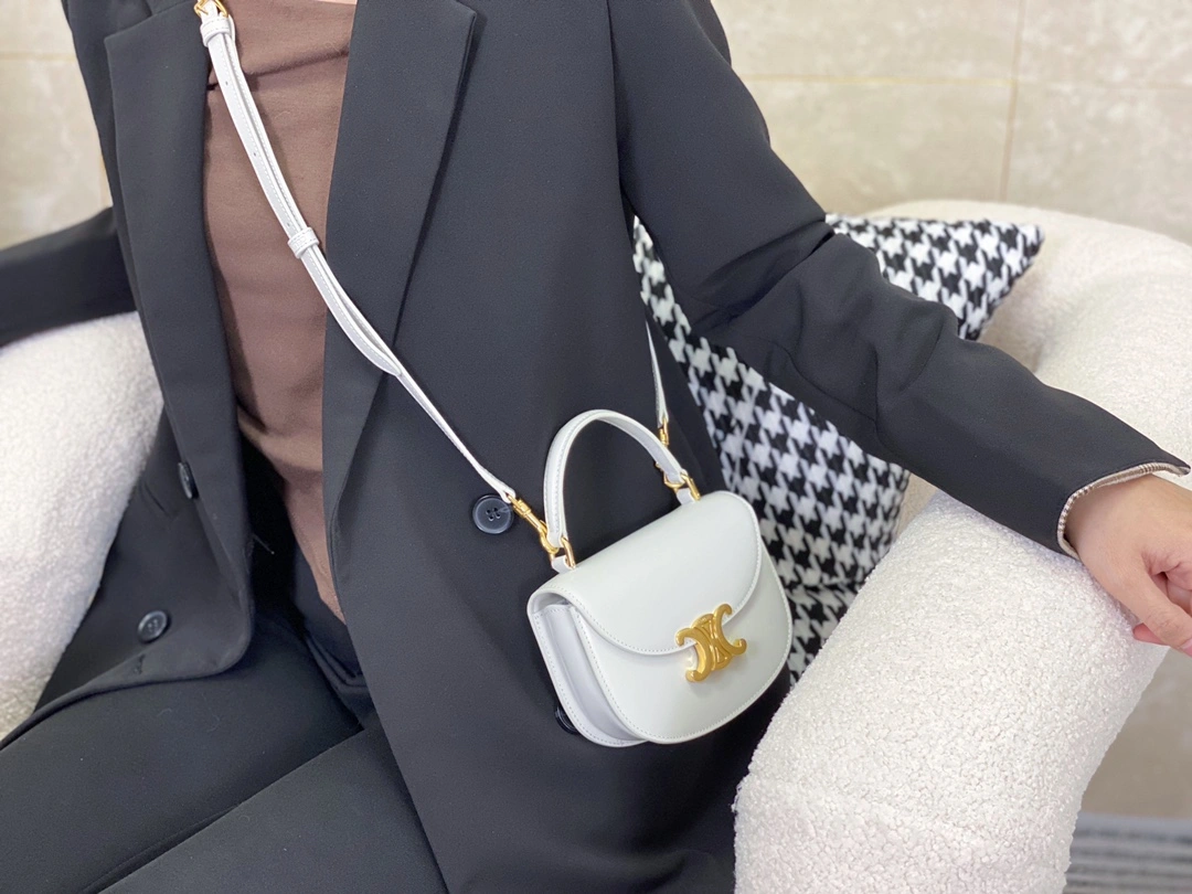 Brand-original Celine Besace Bags