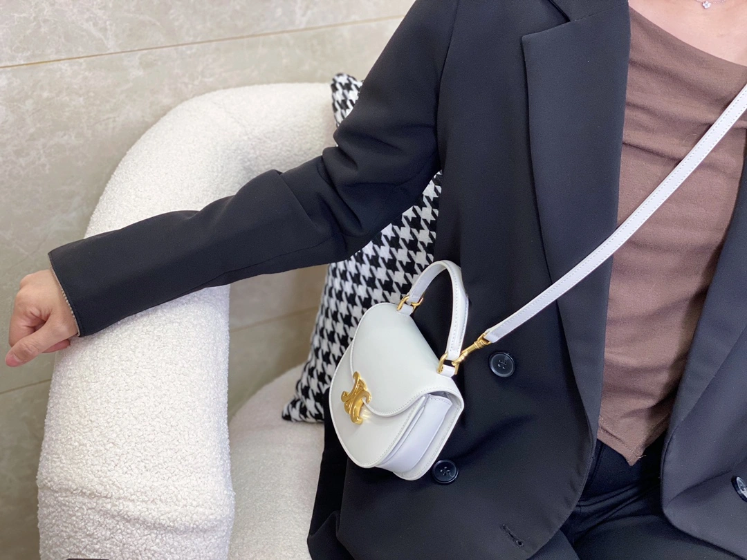 Brand-original Celine Besace Bags