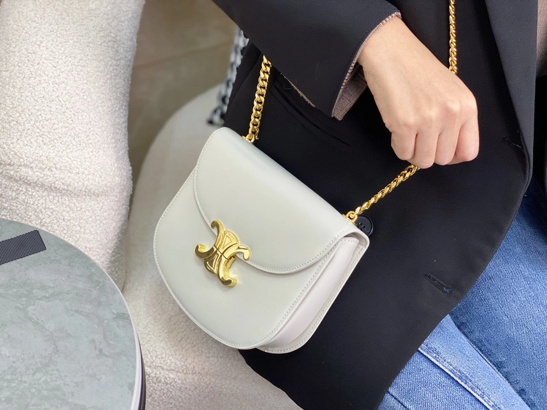 Factory-made Celine Besace Bags