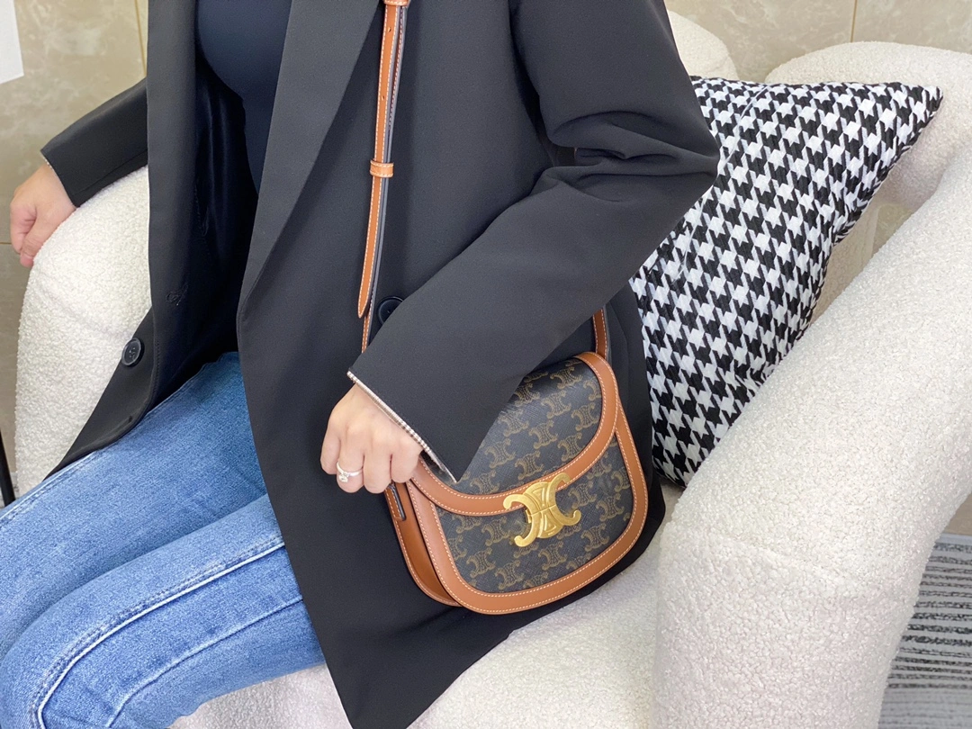 Reasonably priced Celine Besace Bags
