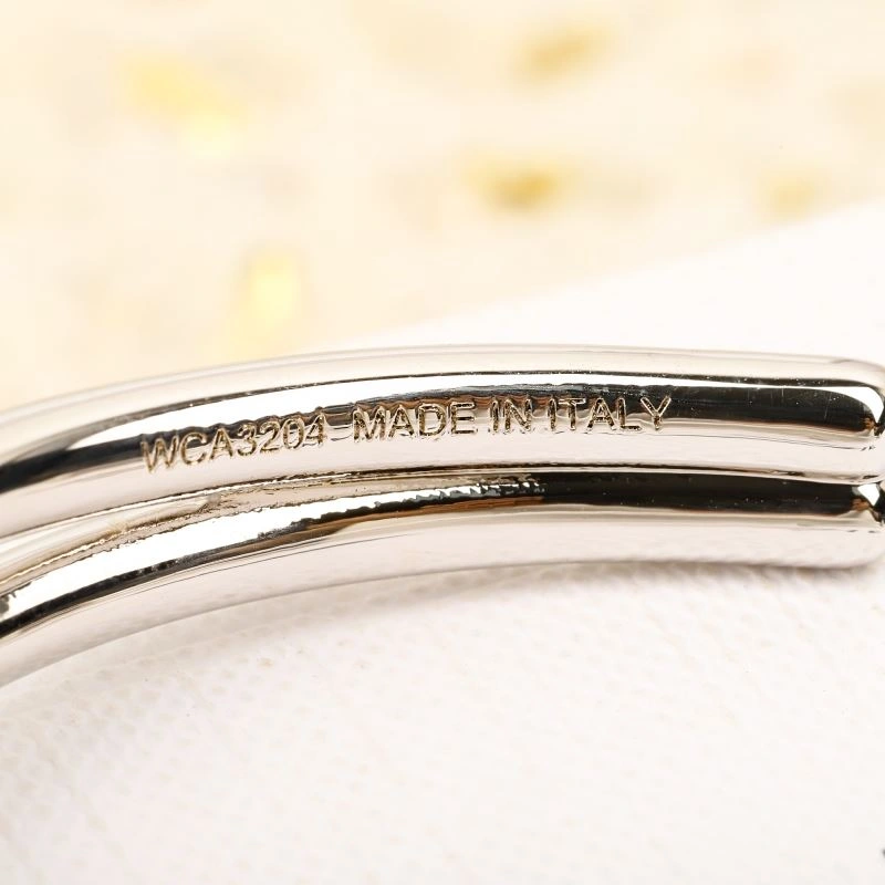 Top mirror Celine Bracelets