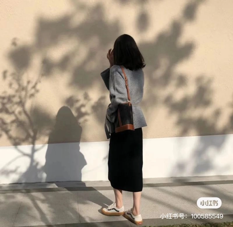 Low-cost Celine Bucket Bags