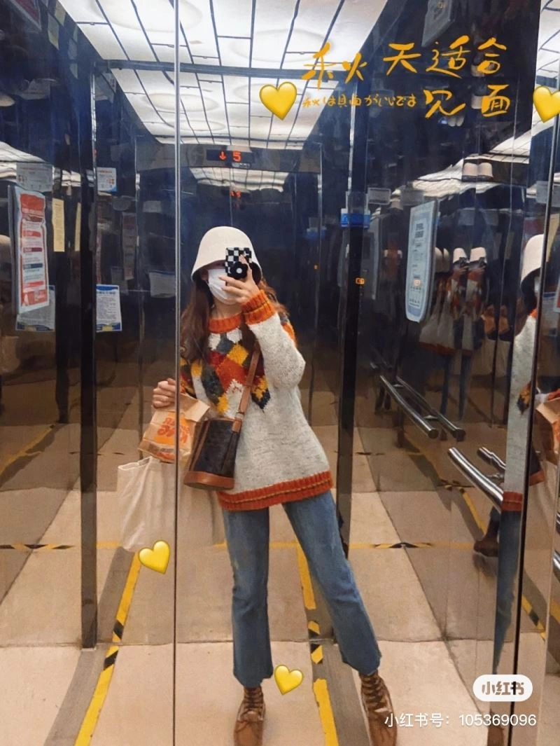 Low-cost Celine Bucket Bags