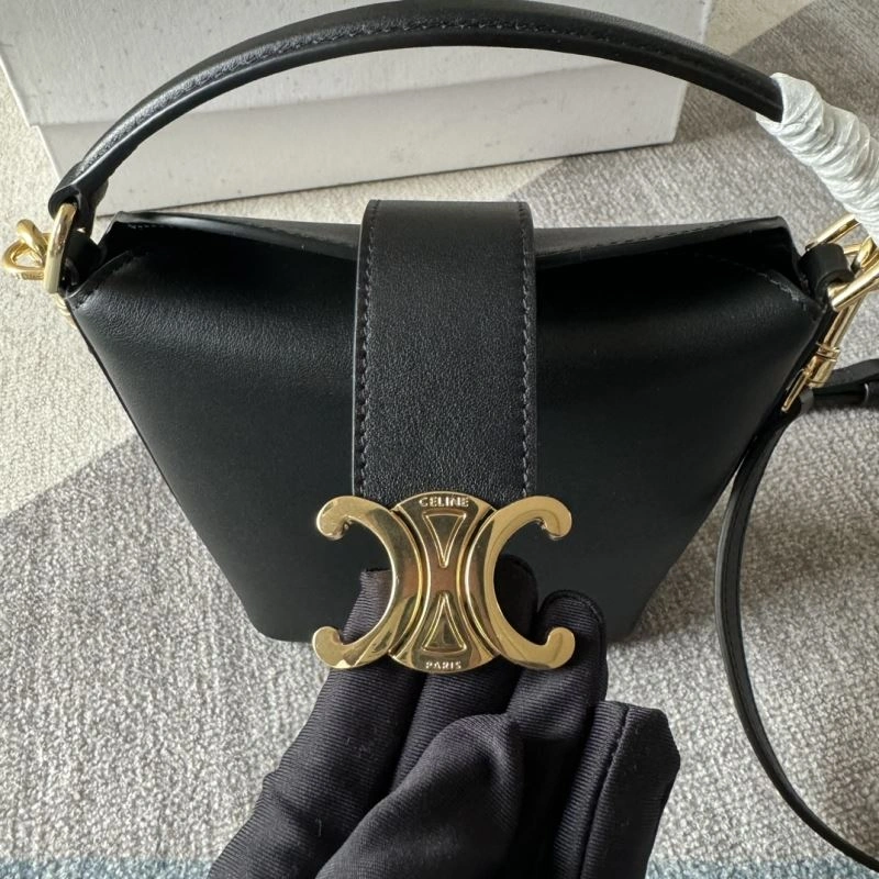 Accurate model Celine Bucket Bags