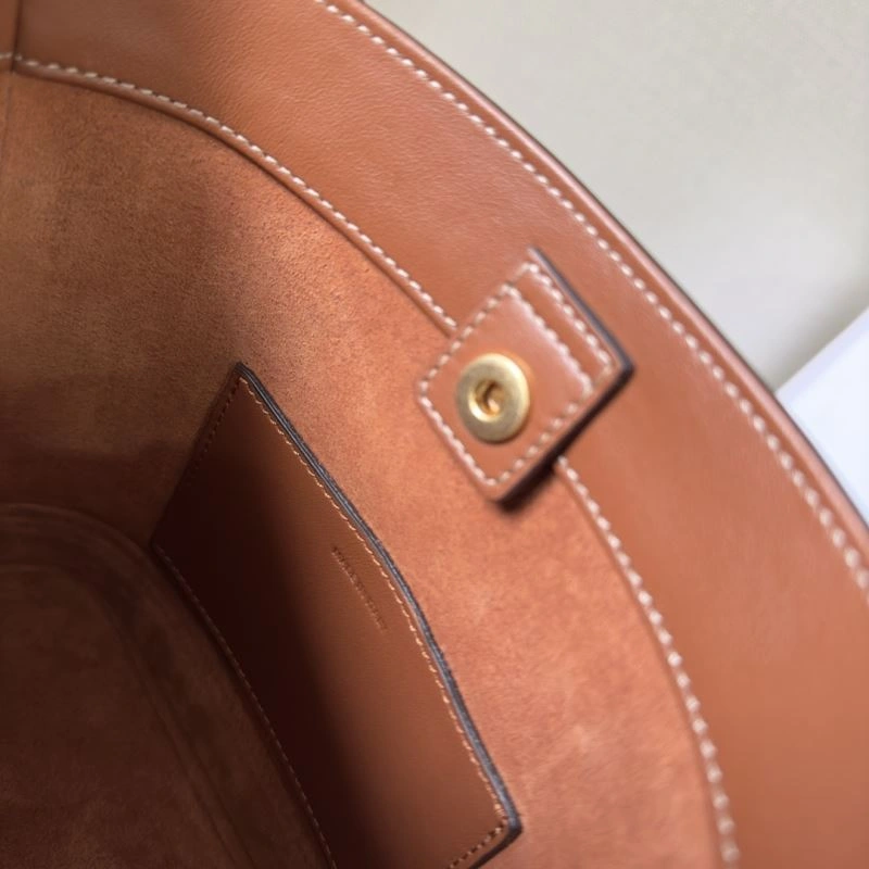 Top mirror Celine Bucket Bags