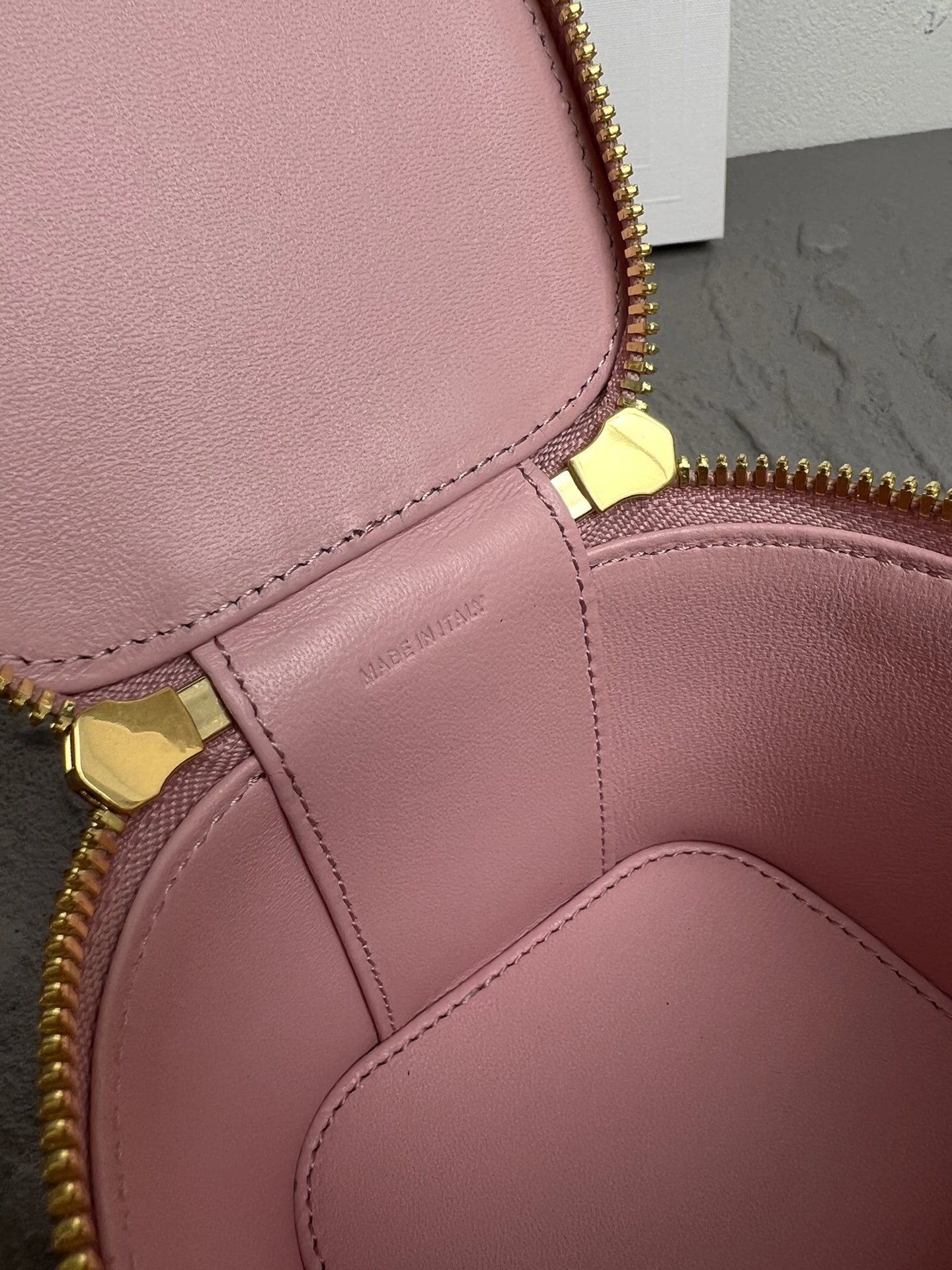 Accurate model Celine Bucket Bags