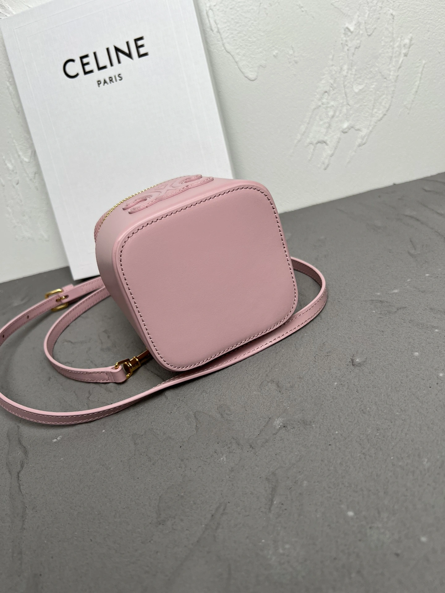 Accurate model Celine Bucket Bags