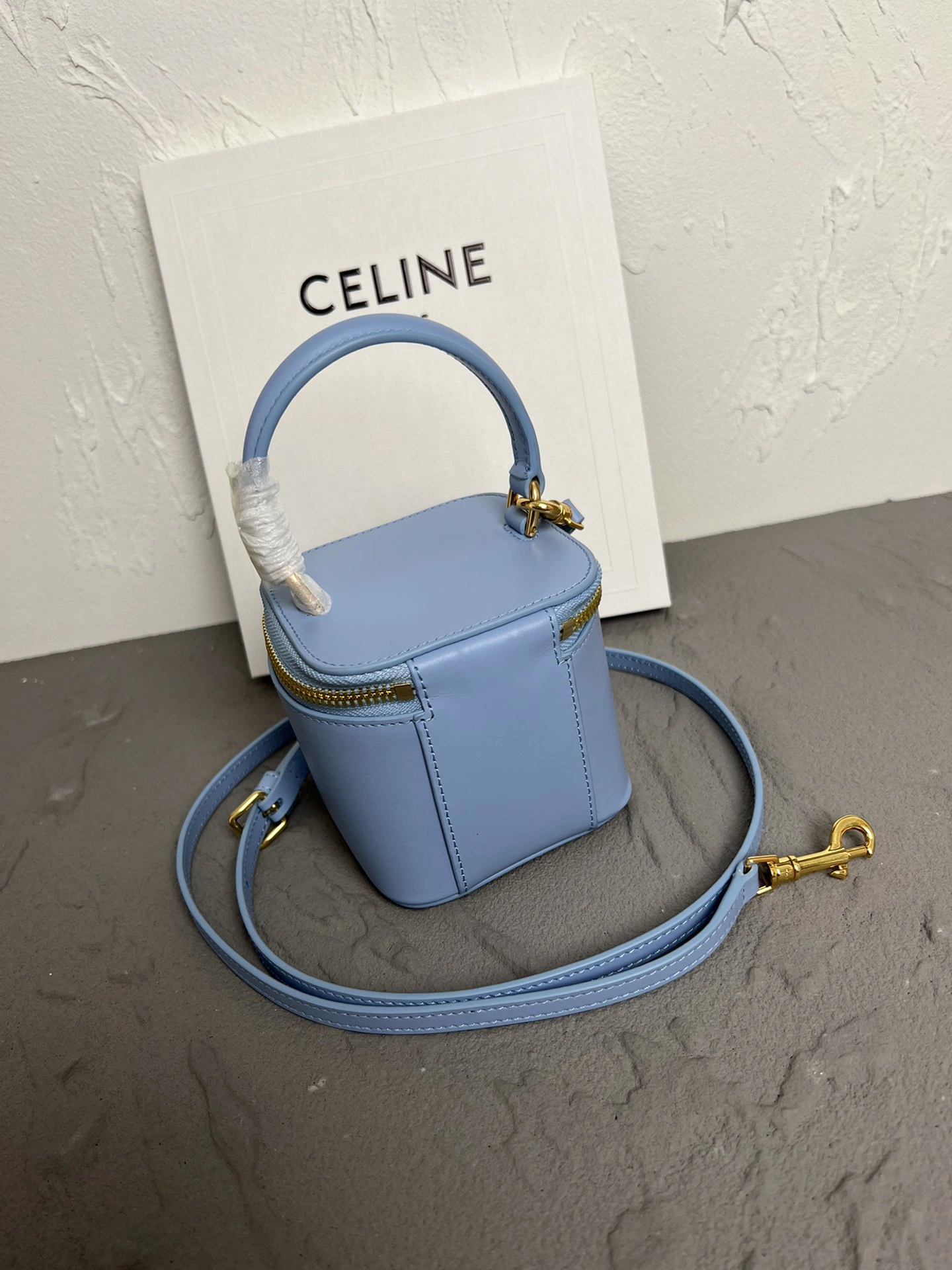 Low-cost Celine Bucket Bags