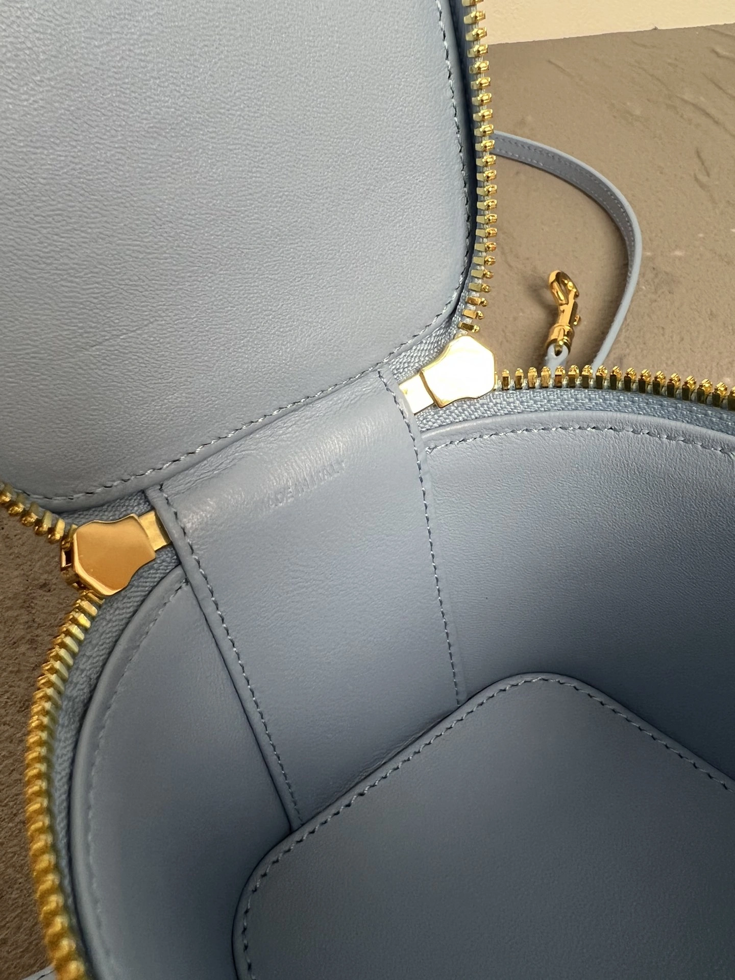 Low-cost Celine Bucket Bags